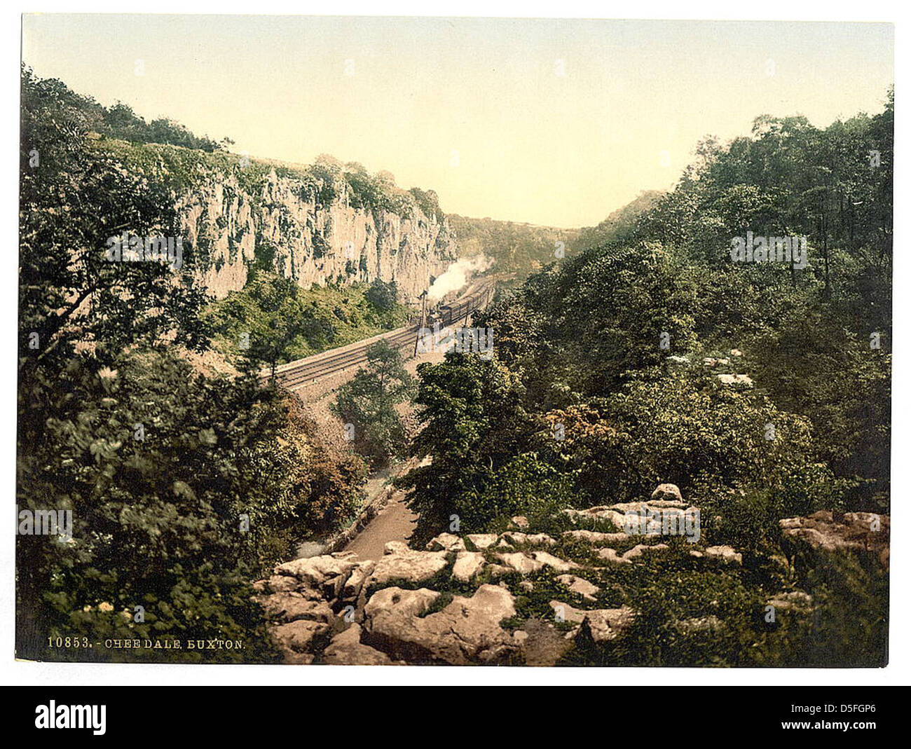 Chee dale buxton hi-res stock photography and images - Alamy