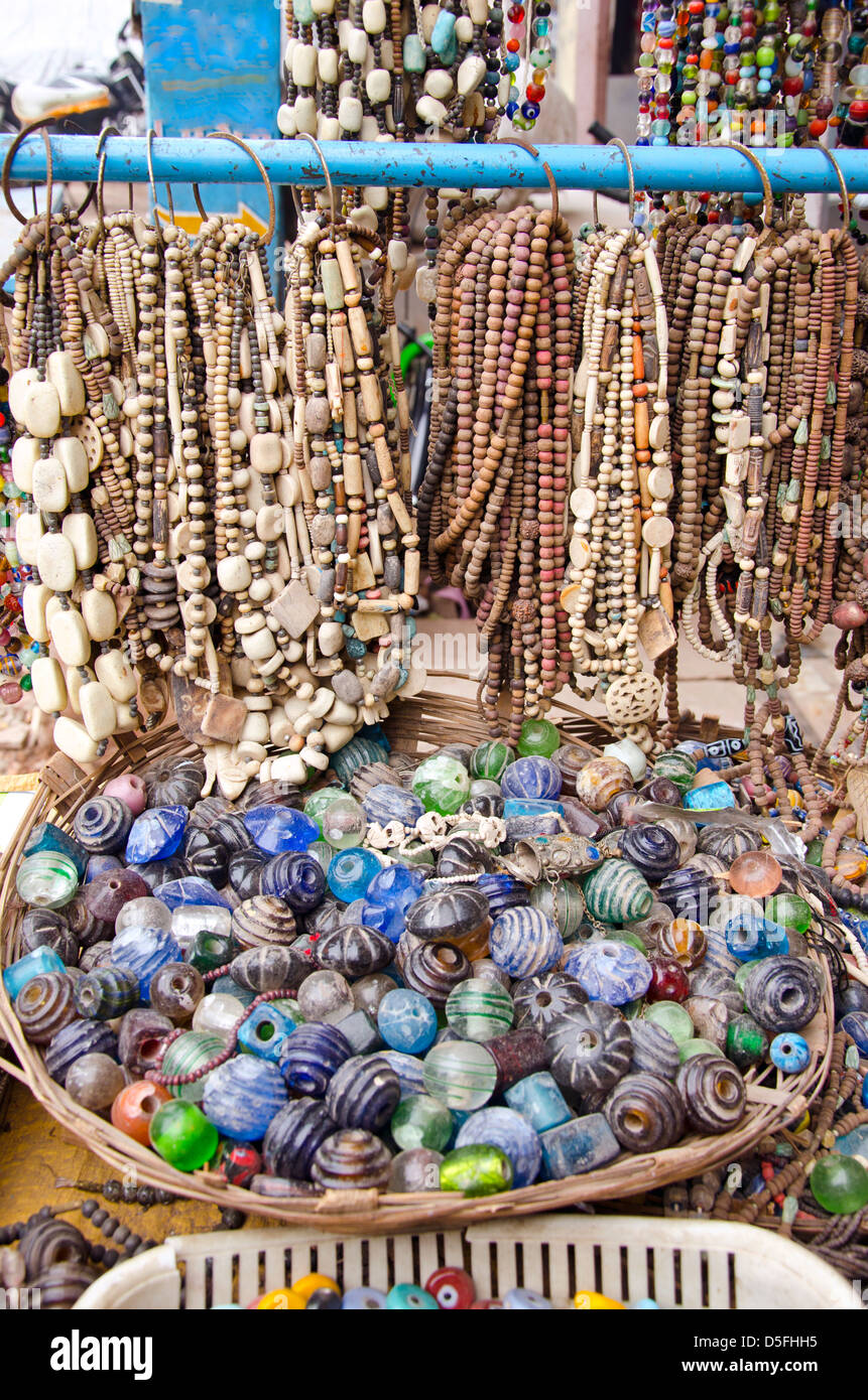 Souvenir jewelry india indian hi-res stock photography and images - Alamy