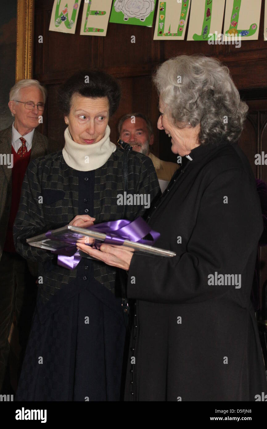 Rev celia carter hi-res stock photography and images - Alamy