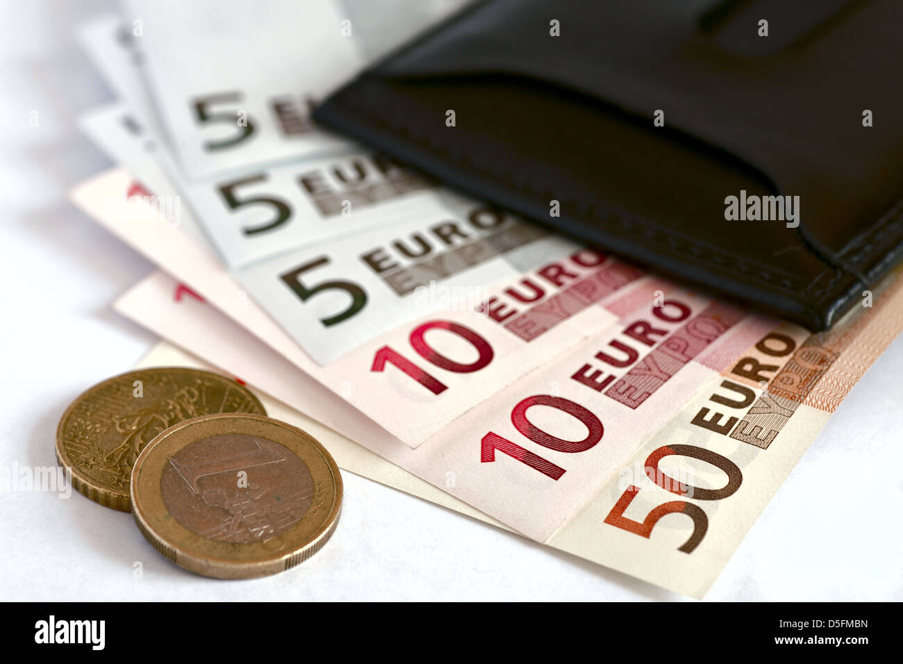 Wallet with euro bills Stock Photo - Alamy