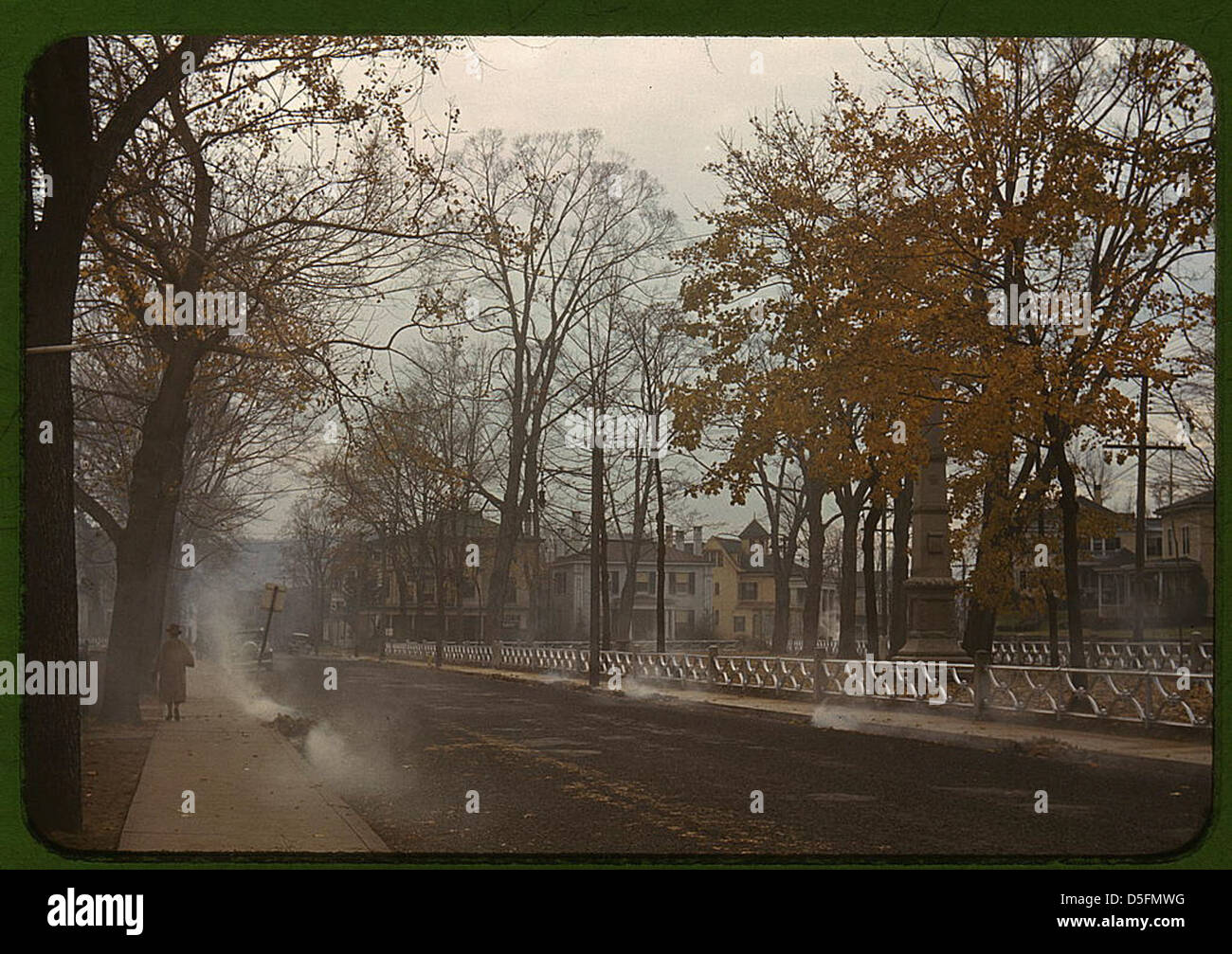 Vintage photo autumn leaves hi-res stock photography and images - Alamy