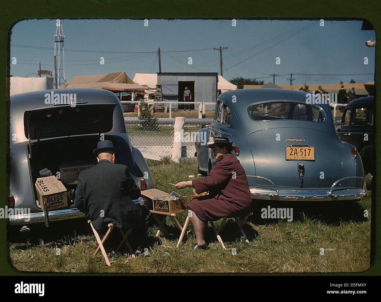 Vintage state fair hi-res stock photography and images - Alamy