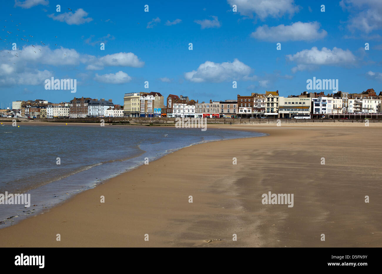 Margate beach hi-res stock photography and images - Alamy