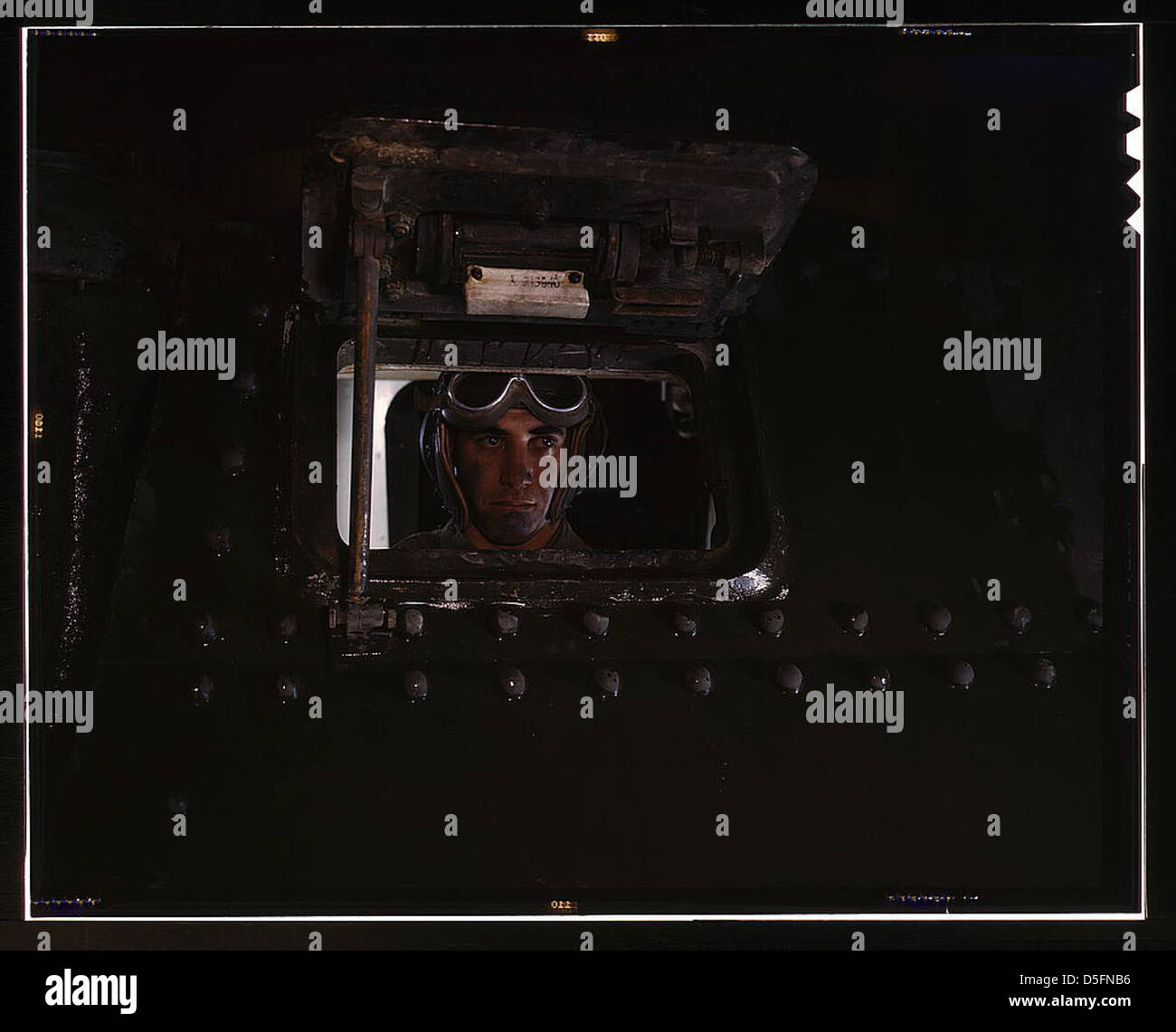 World war ii american soldiers tanks hi-res stock photography and ...