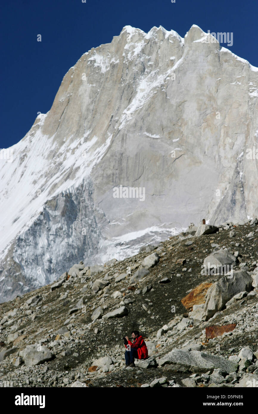 Meru Peaks in the upper Bhagirathi Valley Stock Photo - Alamy
