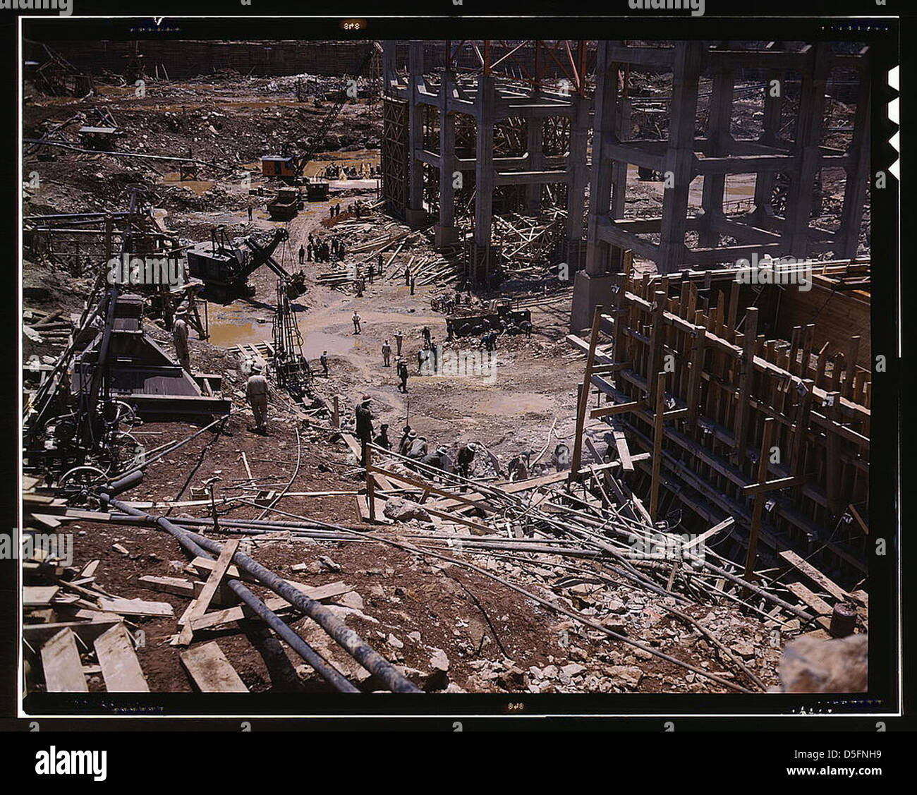 Cofferdam hi-res stock photography and images - Alamy