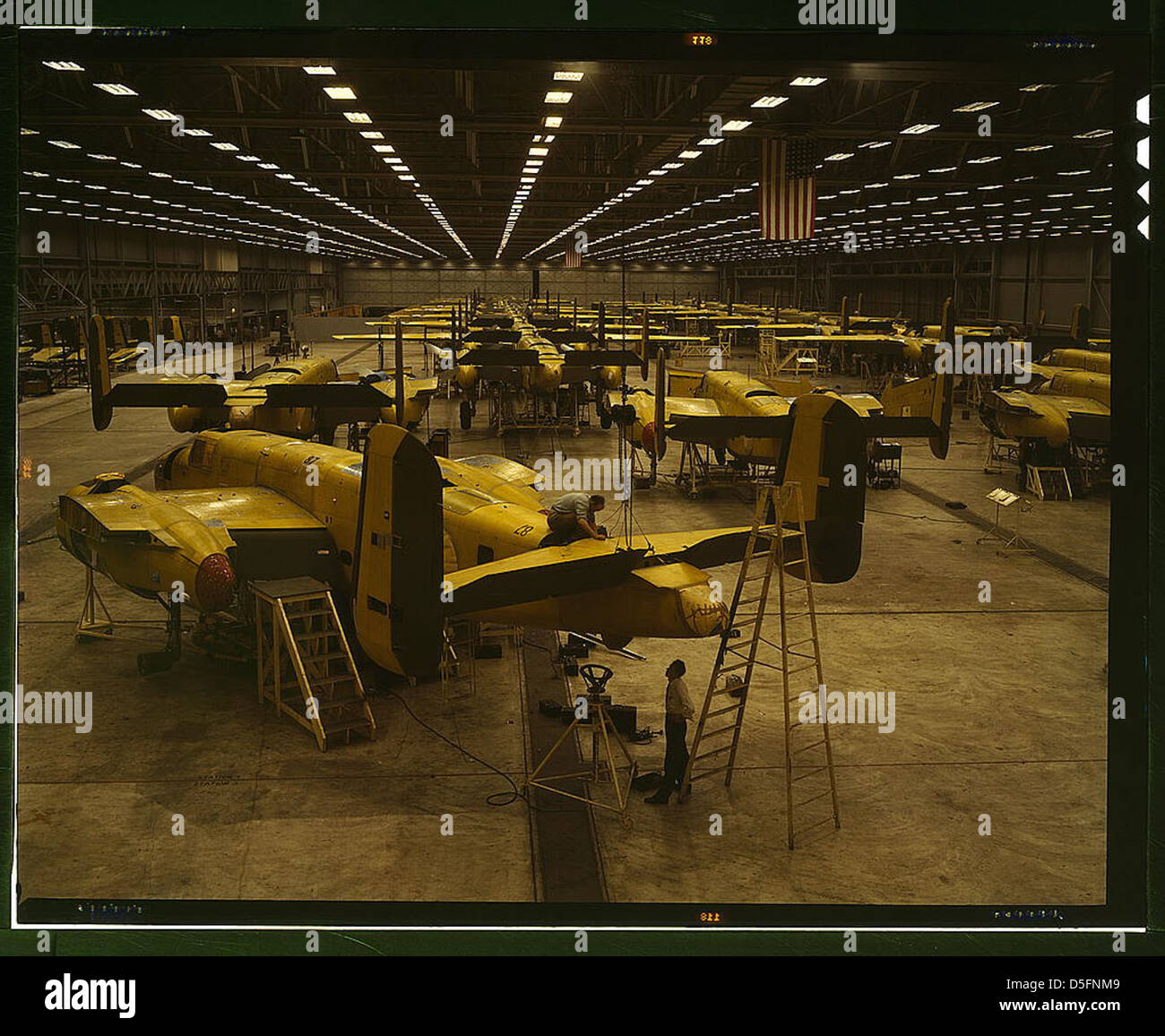 Ww2 aircraft production line hi-res stock photography and images - Alamy