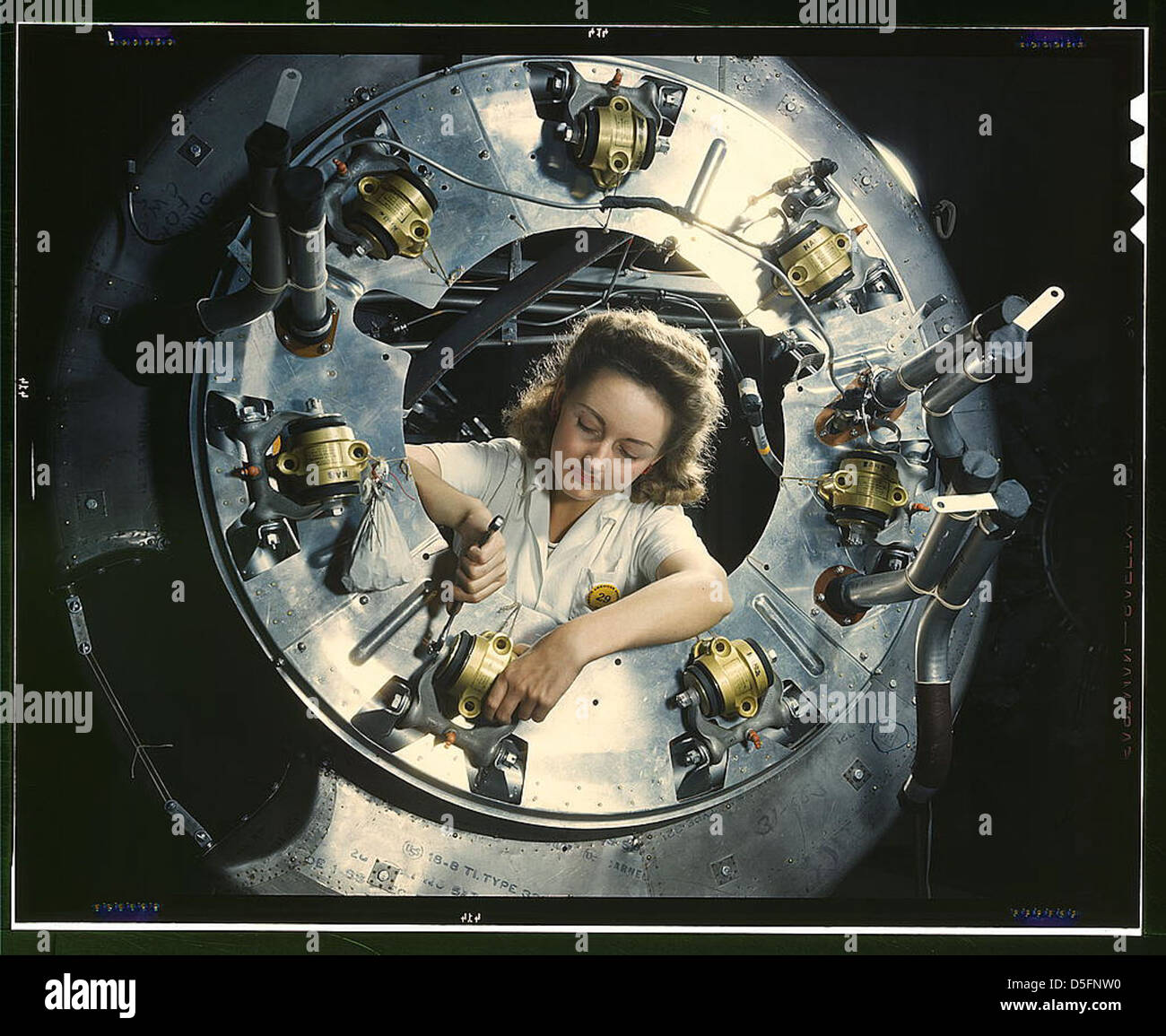 Engine cowling hi-res stock photography and images - Alamy