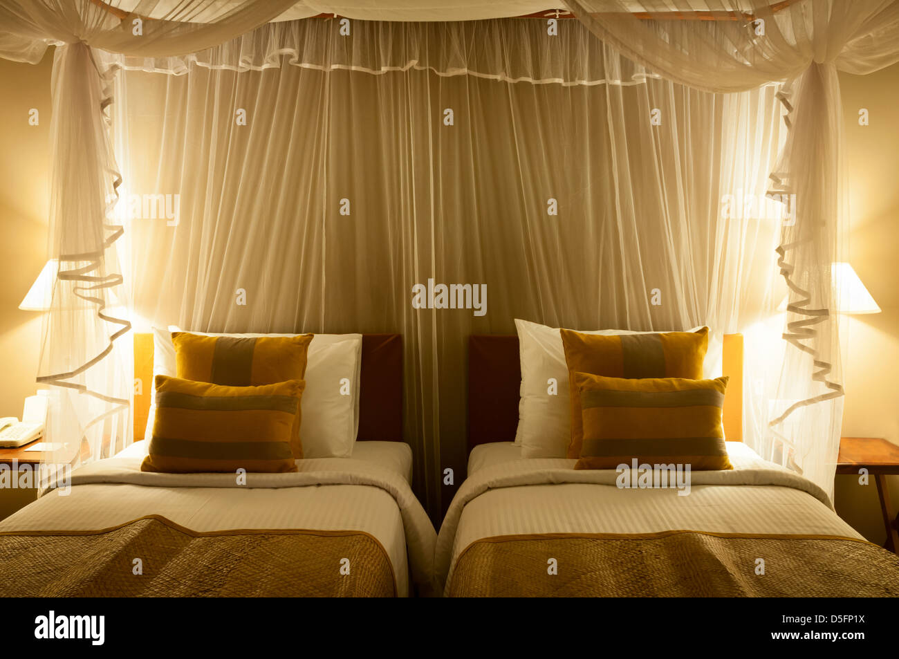 Double bed in the hotel room Stock Photo - Alamy