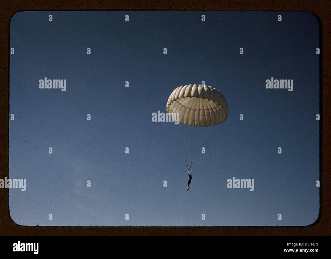 Parachuting history hi-res stock photography and images - Alamy