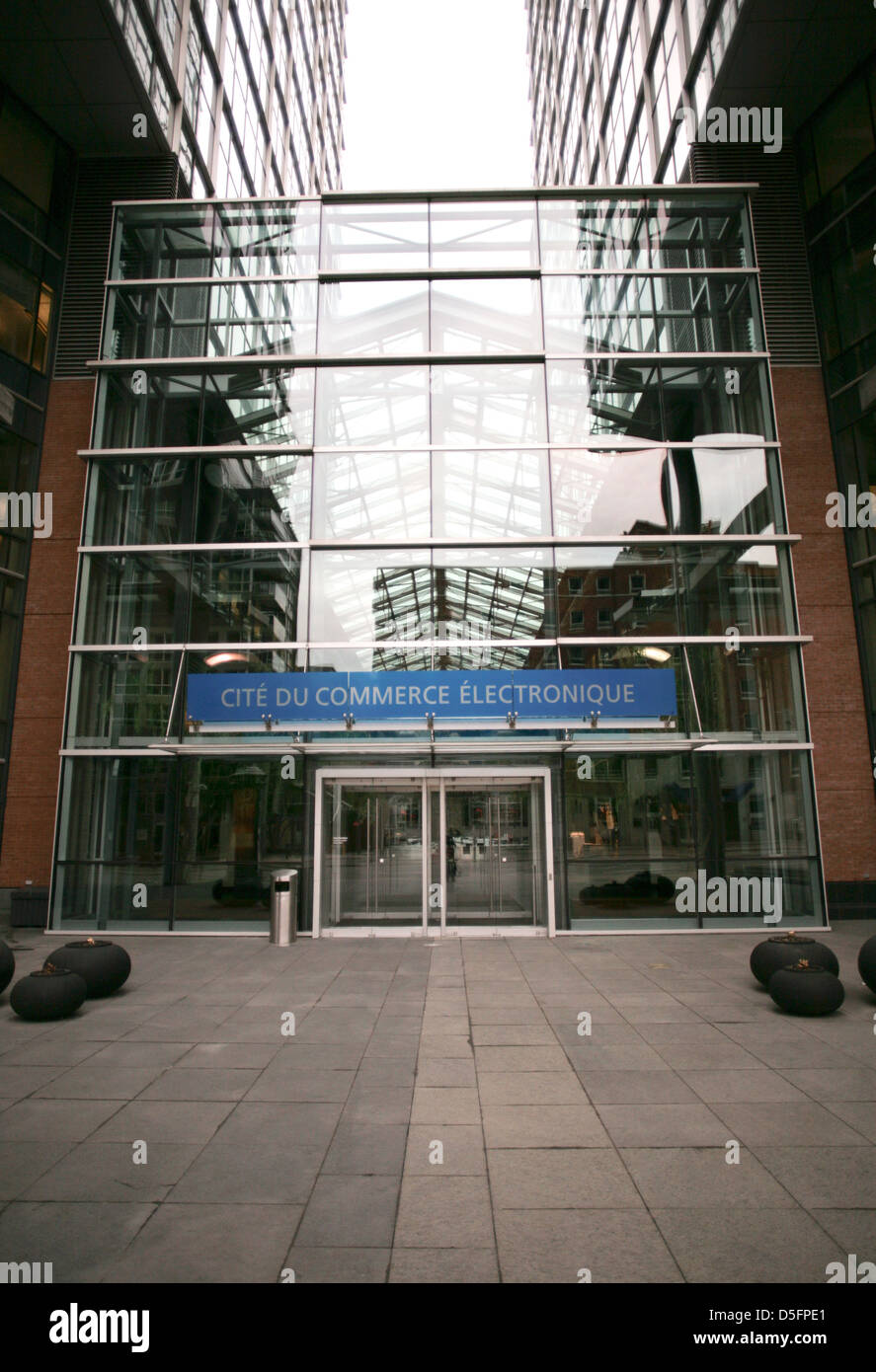 The E-Commerce Place is an office complex located in downtown Montreal ...