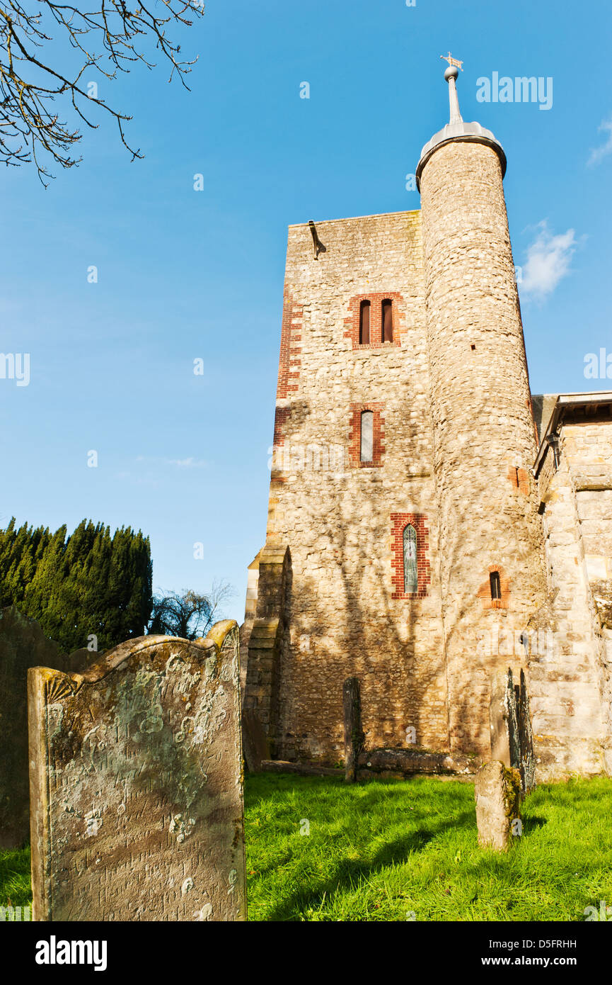 St Peter's and Paul's Church in Yalding Stock Photo - Alamy