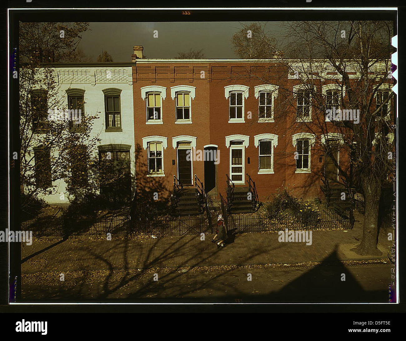 Washington dc row houses street hi-res stock photography and images - Alamy