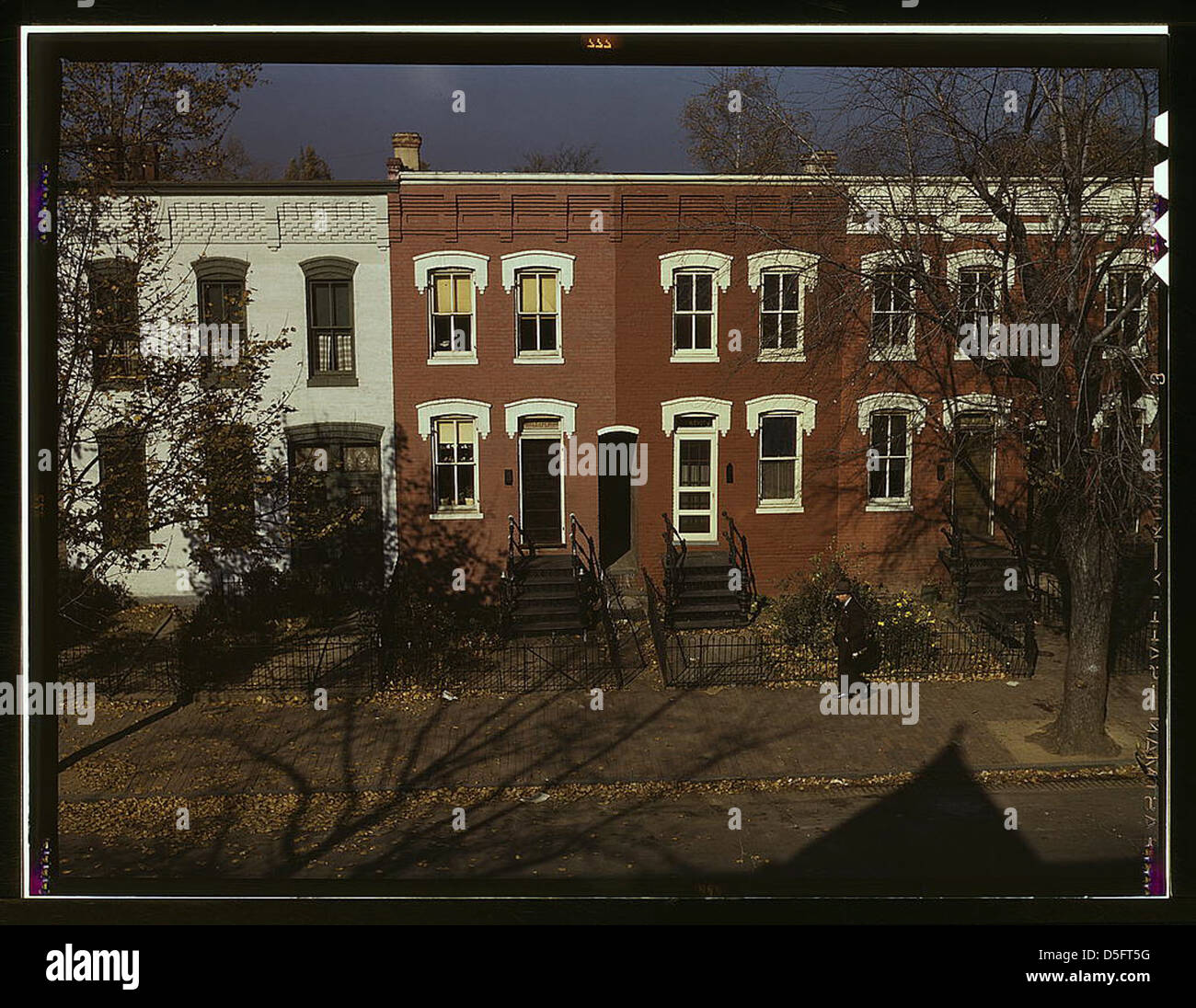 Image shows row houses hi-res stock photography and images - Alamy