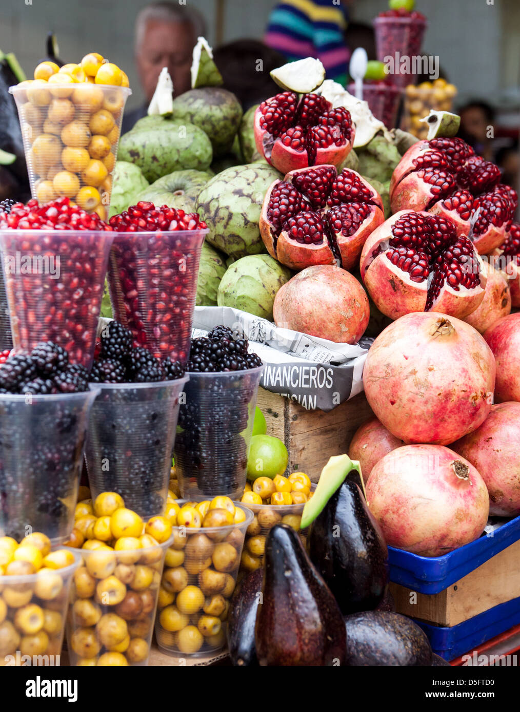 Stand queretaro hi-res stock photography and images - Alamy