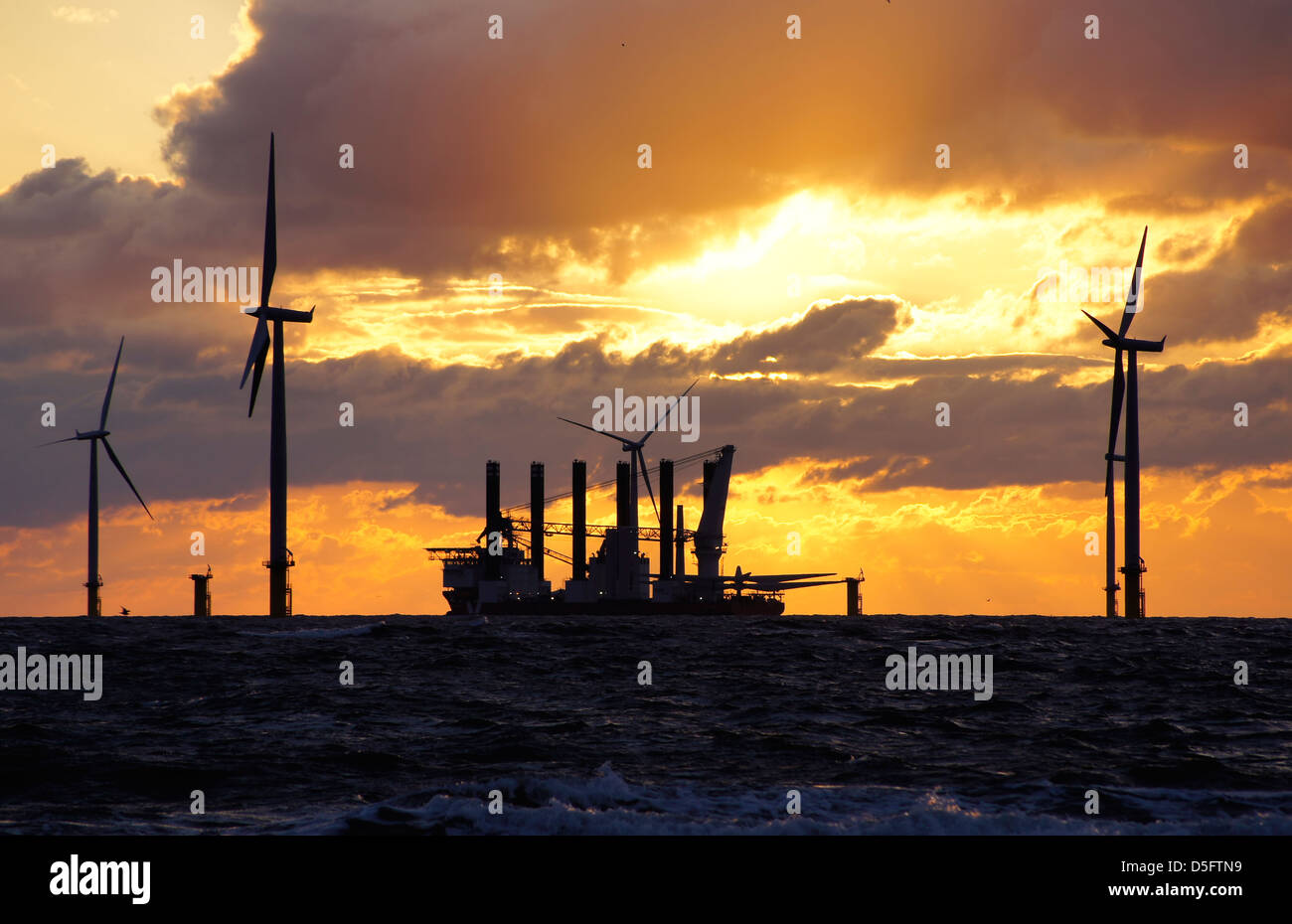 Teesside offshore wind farm hi-res stock photography and images - Alamy