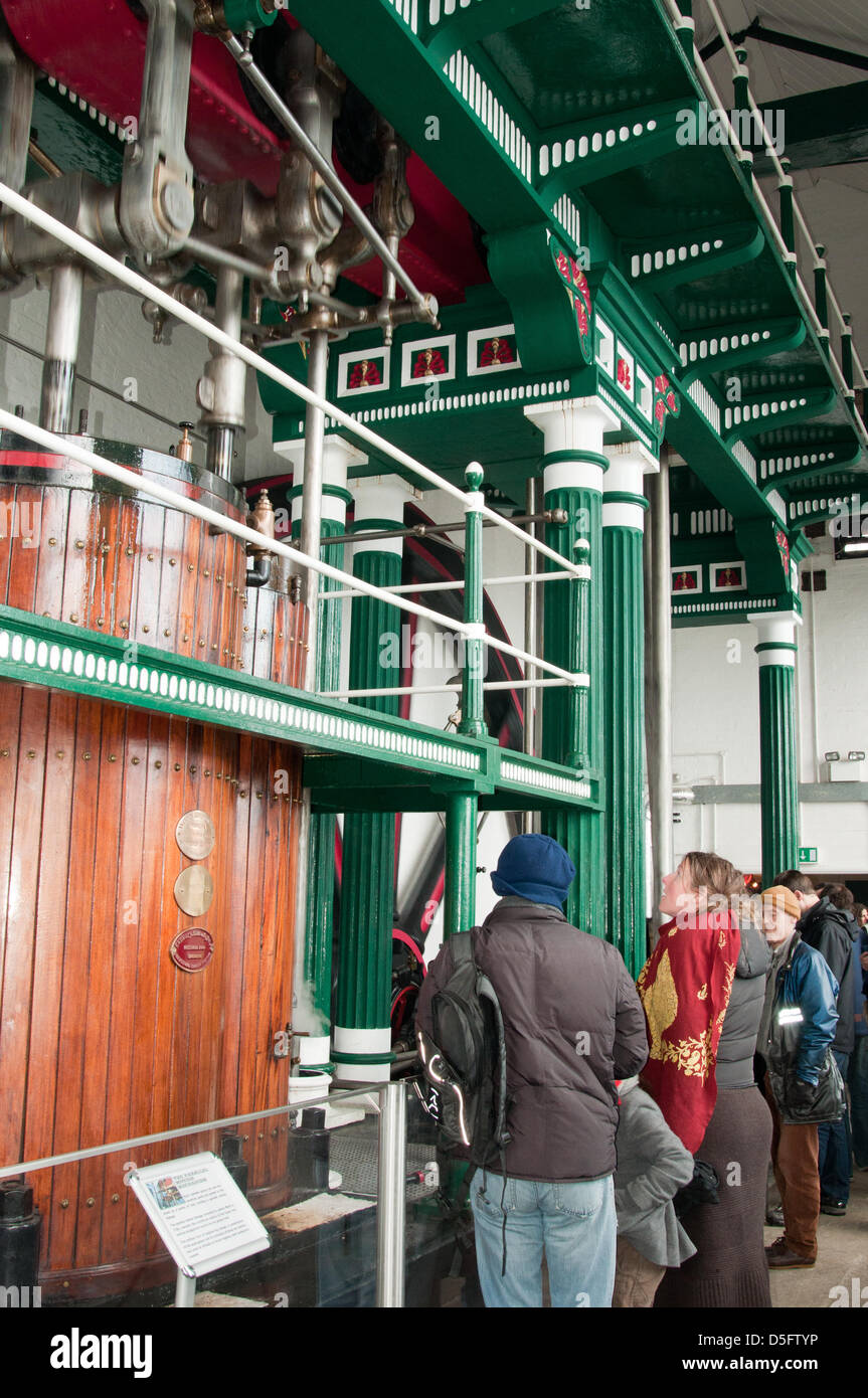 Beam steam engine hi-res stock photography and images - Alamy