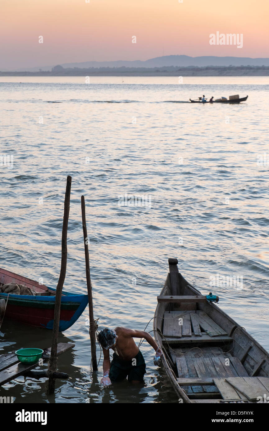 Male bather hi-res stock photography and images - Alamy