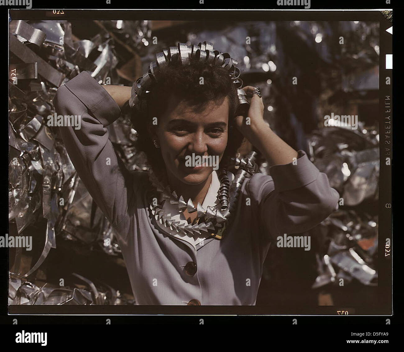 1940s modeling hi-res stock photography and images - Alamy