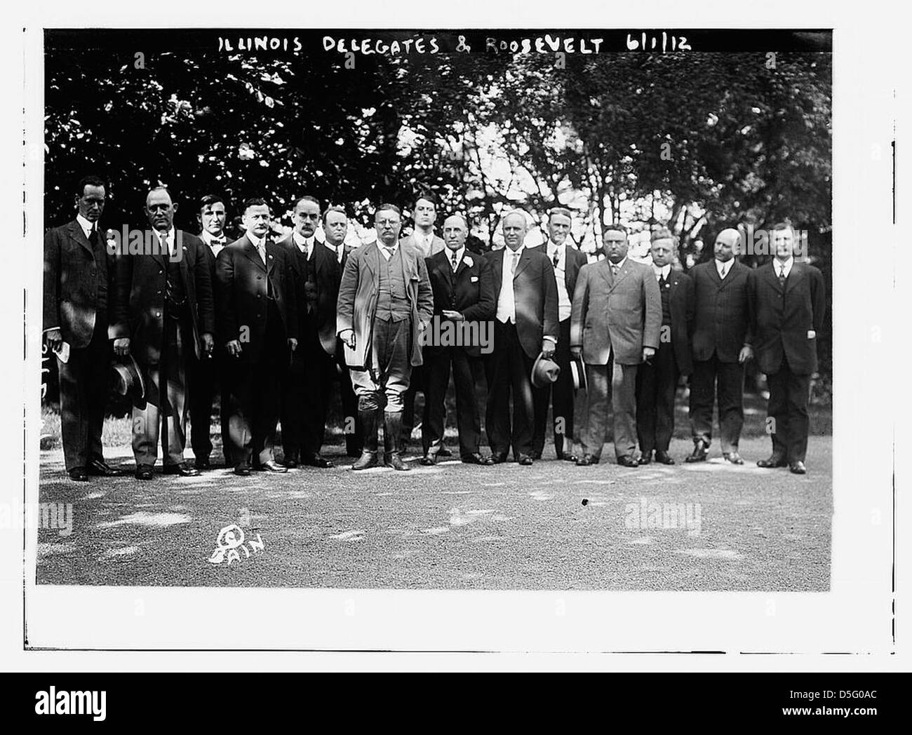 Illinois delegates meet with Theodore Roosevelt in 1912, during his ...