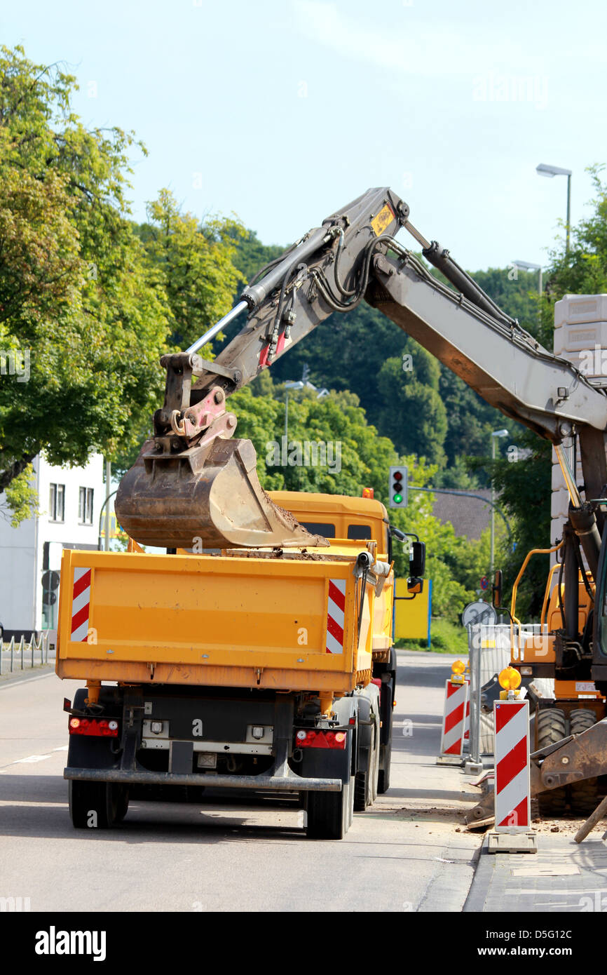 construction site truck loading Stock Photo - Alamy