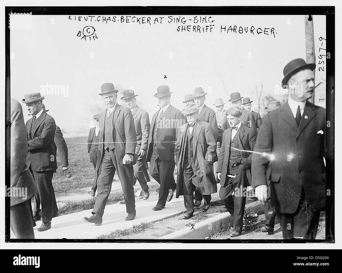 1920s prison hi-res stock photography and images - Alamy