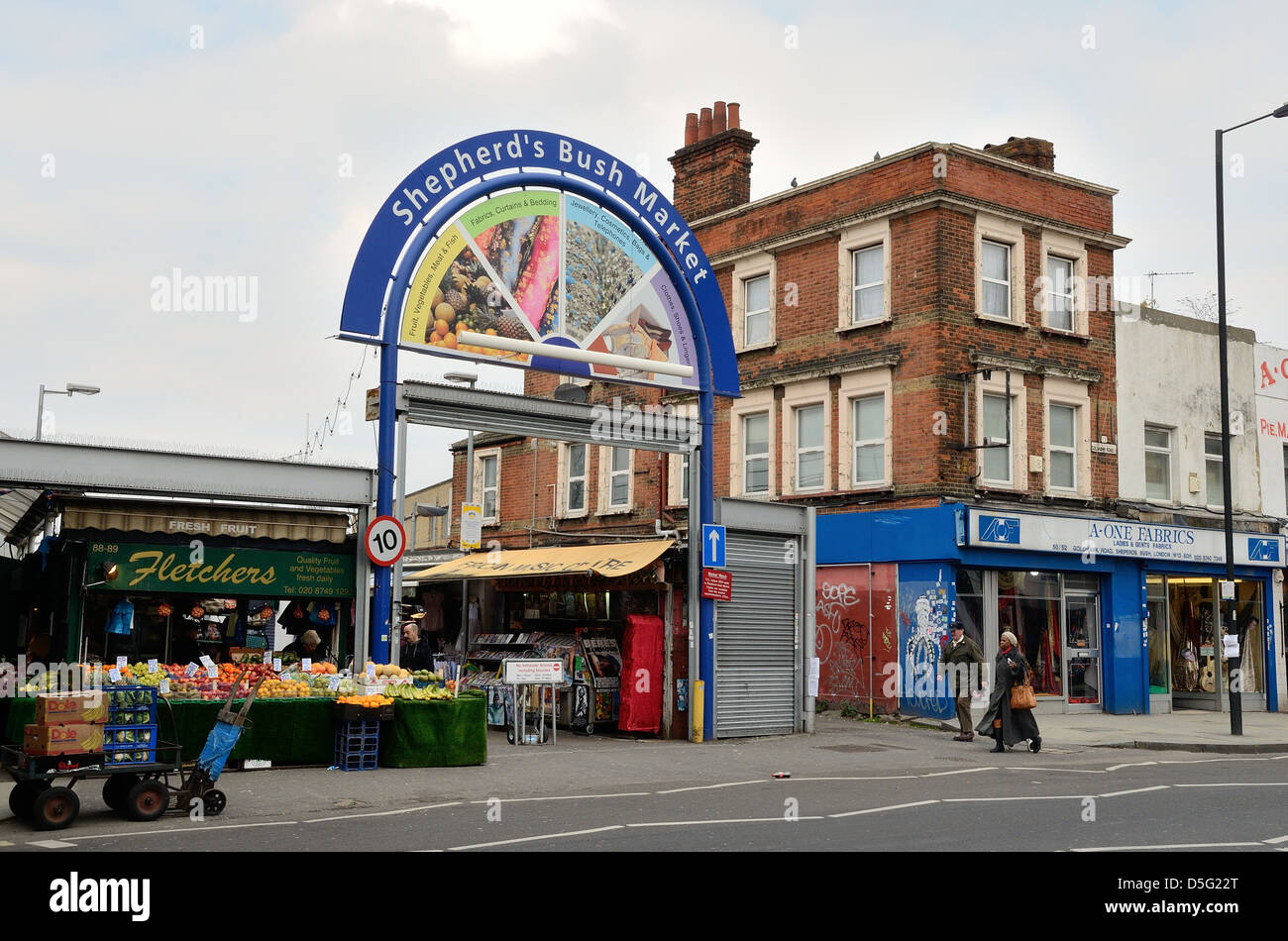 Shepherds Bush street market West London Stock Photo - Alamy
