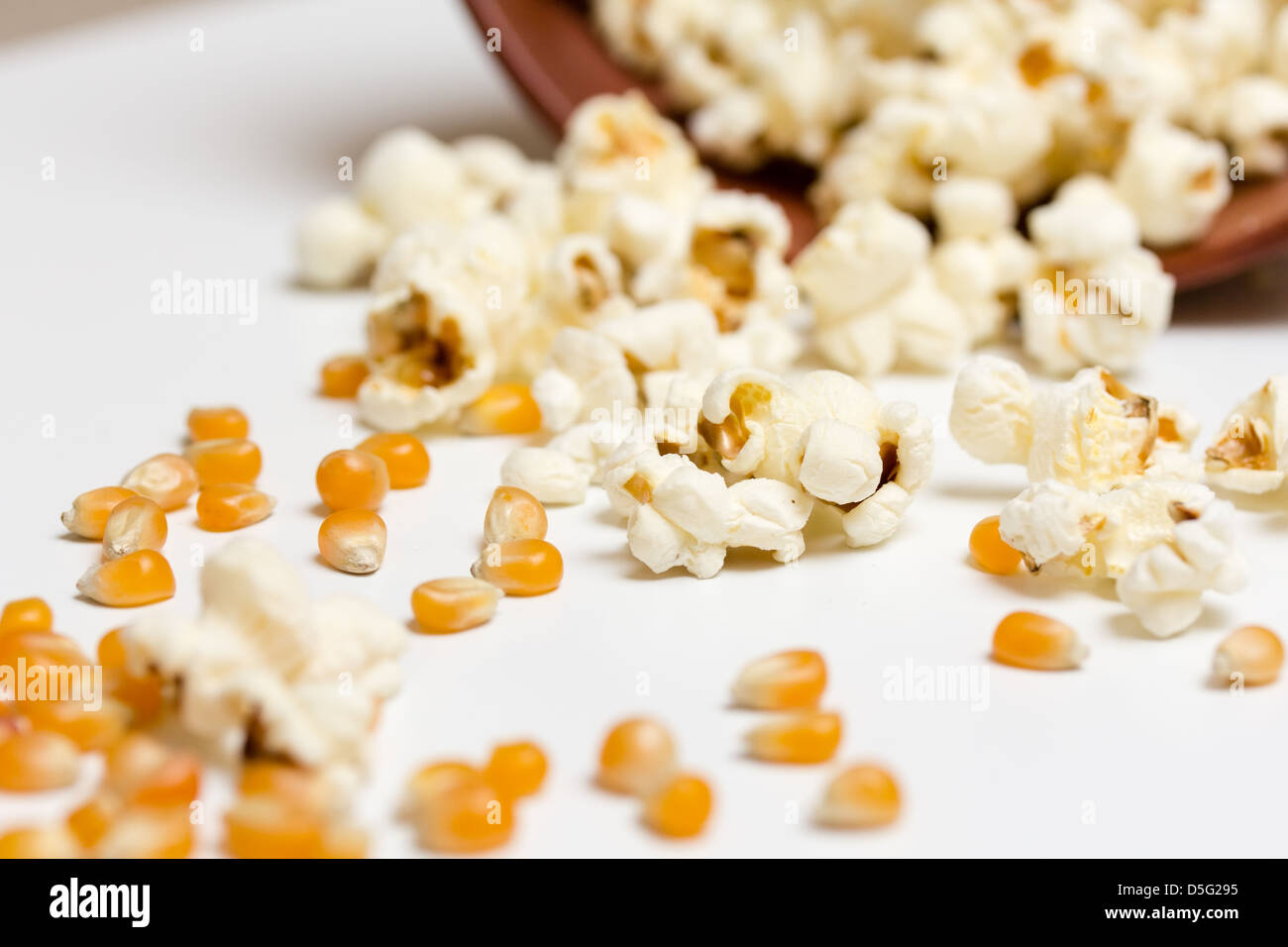 Popcorn seeds hi-res stock photography and images - Alamy