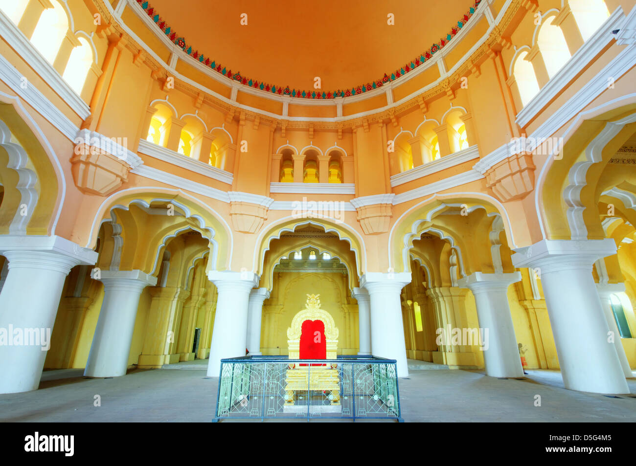 Indian Throne Stock Photos & Indian Throne Stock Images - Alamy