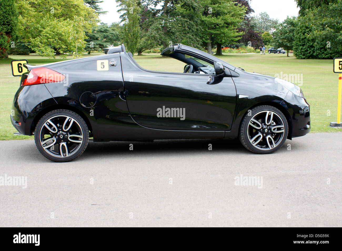 RENAULT WIND COUPE CABRIOLET Stock Photo - Alamy