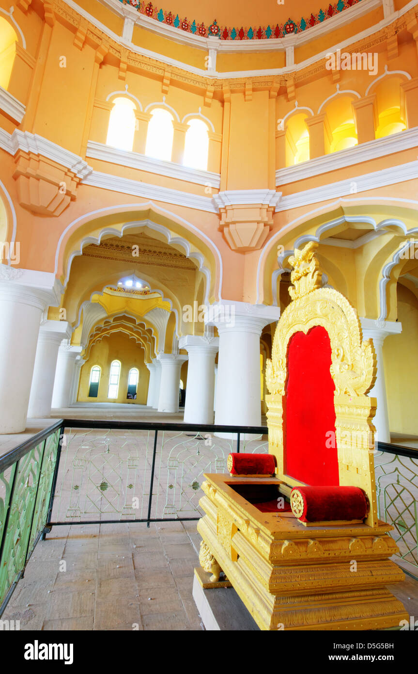 Indian Throne Stock Photos & Indian Throne Stock Images - Alamy