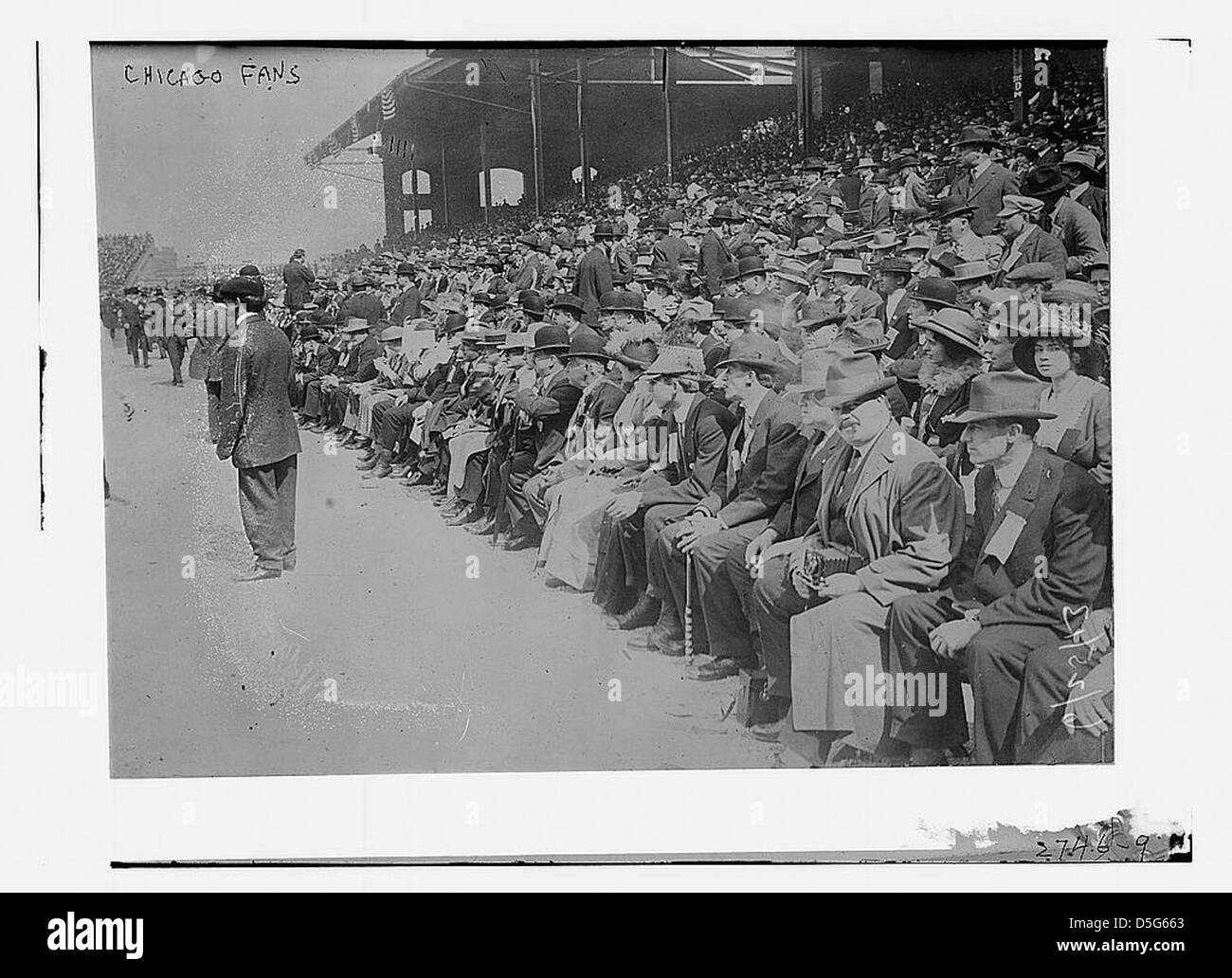 Photograph with fans hi-res stock photography and images - Alamy