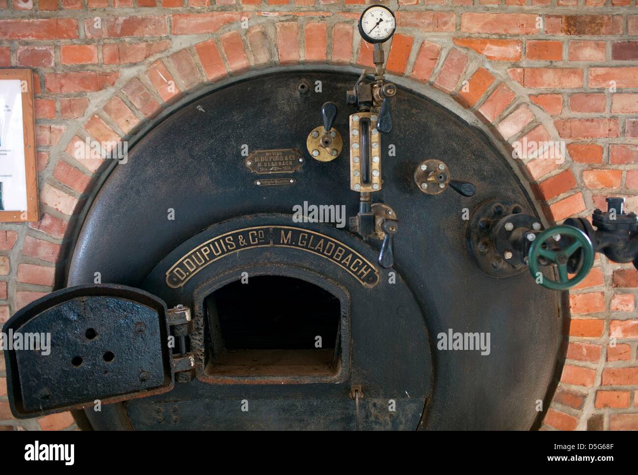 The boiler of the steamengine wa sbuilt in 1914 and is on display at ...