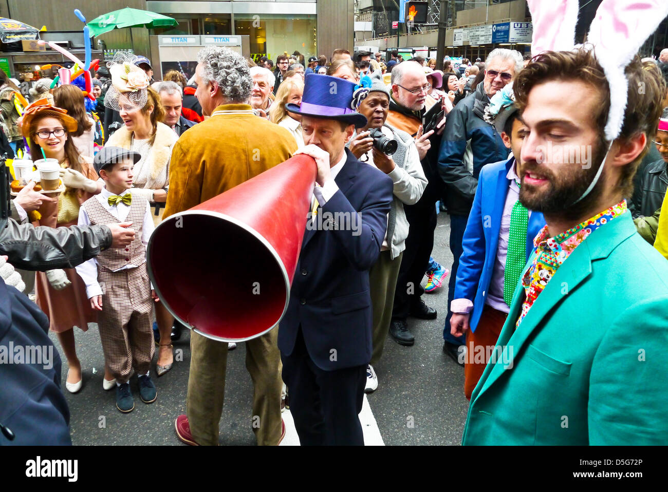 NEW YORK - MARCH 31: (L-R)Steve Buscemi And Vampire Weekend Marched In ...