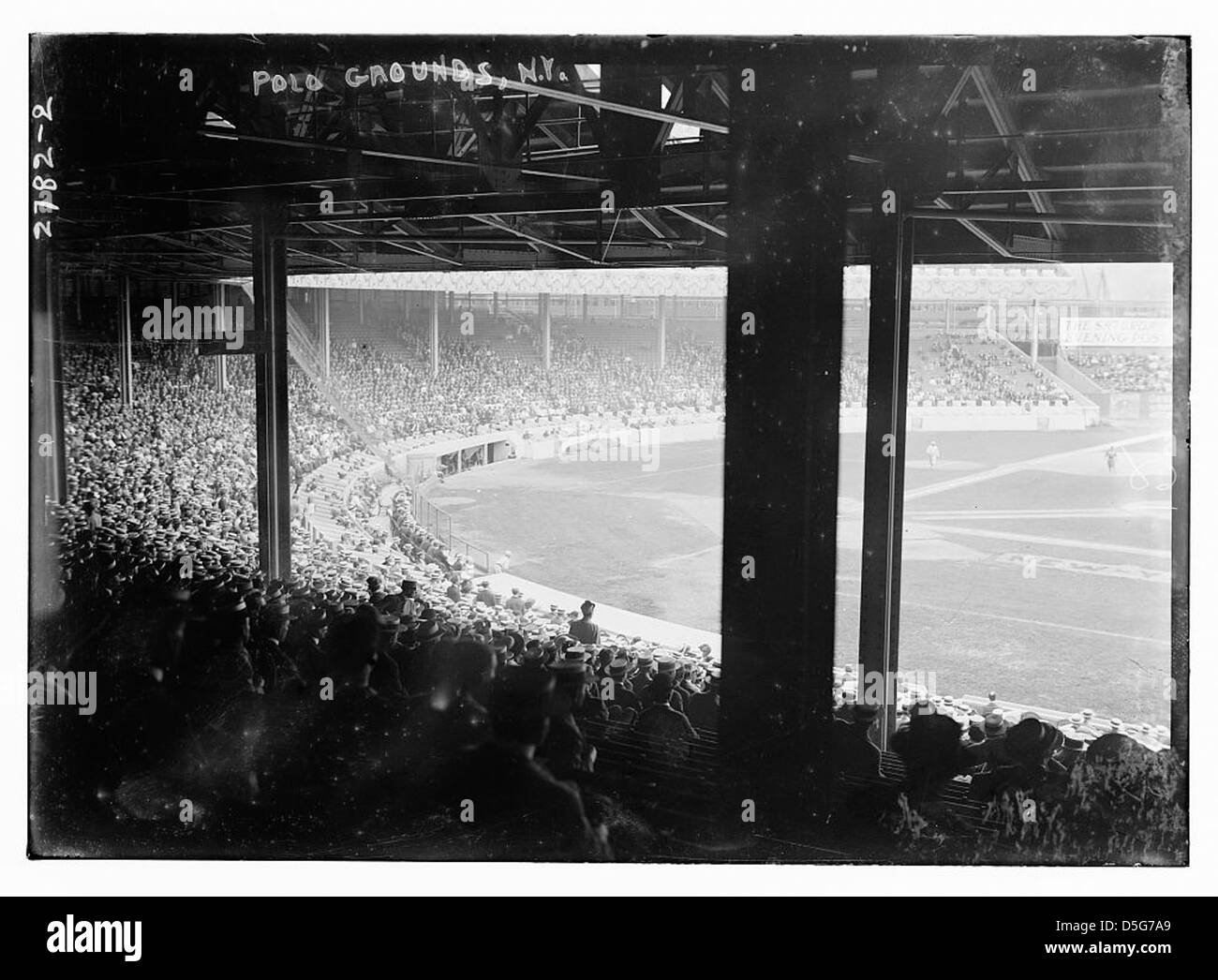 Polo grounds stadium hi-res stock photography and images - Alamy