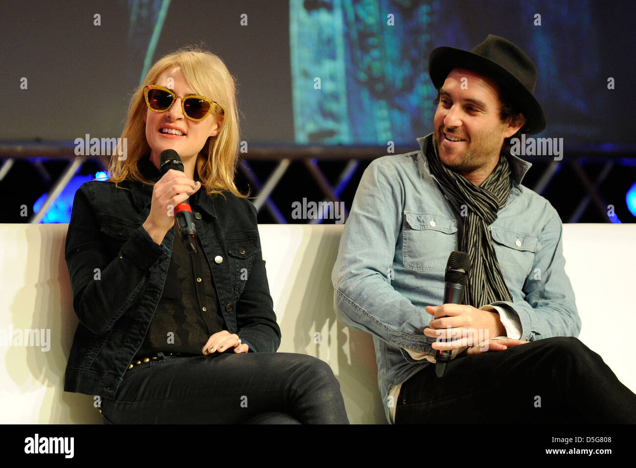 Emily haines james shaw metric hi-res stock photography and images - Alamy