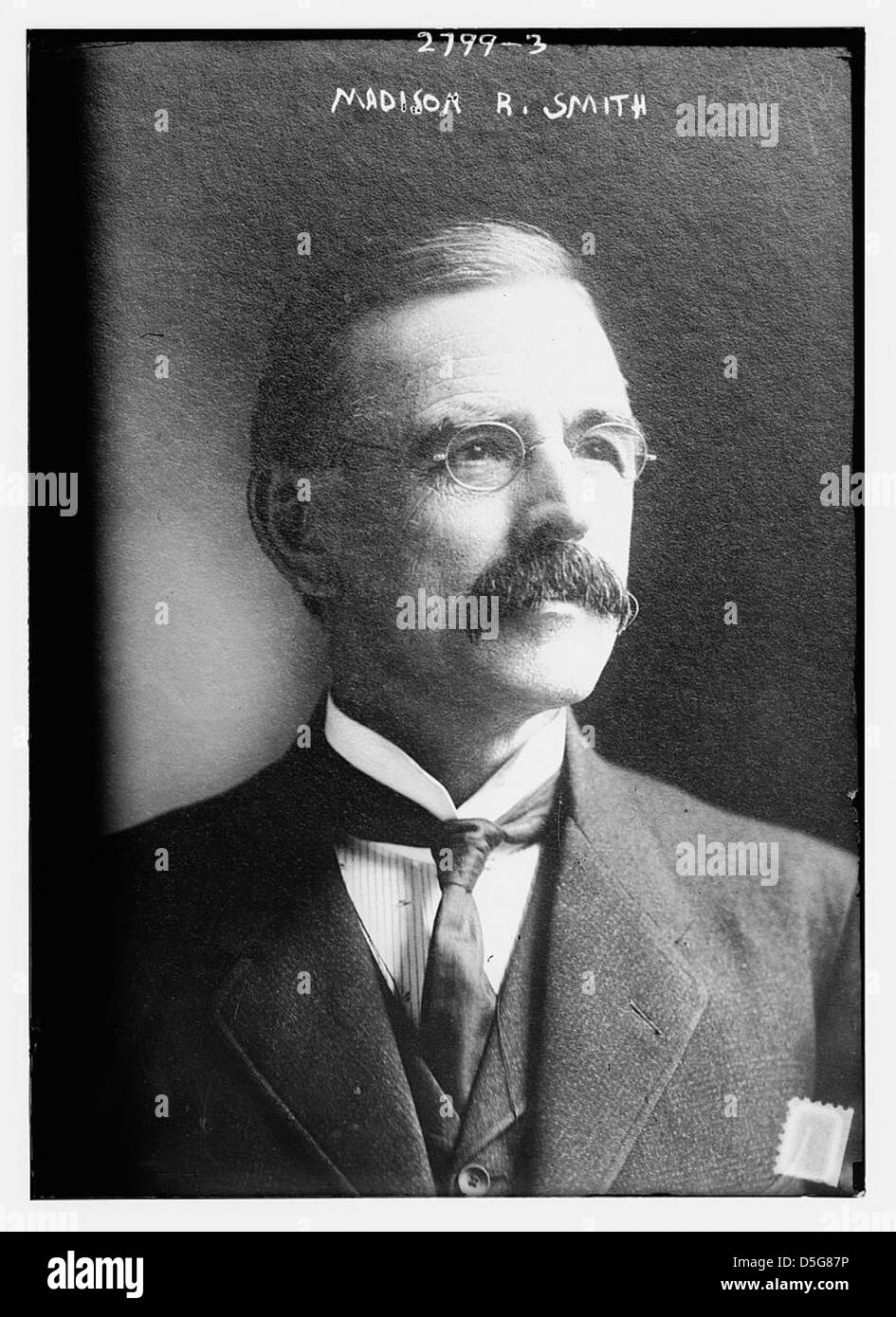 R smith hi-res stock photography and images - Alamy