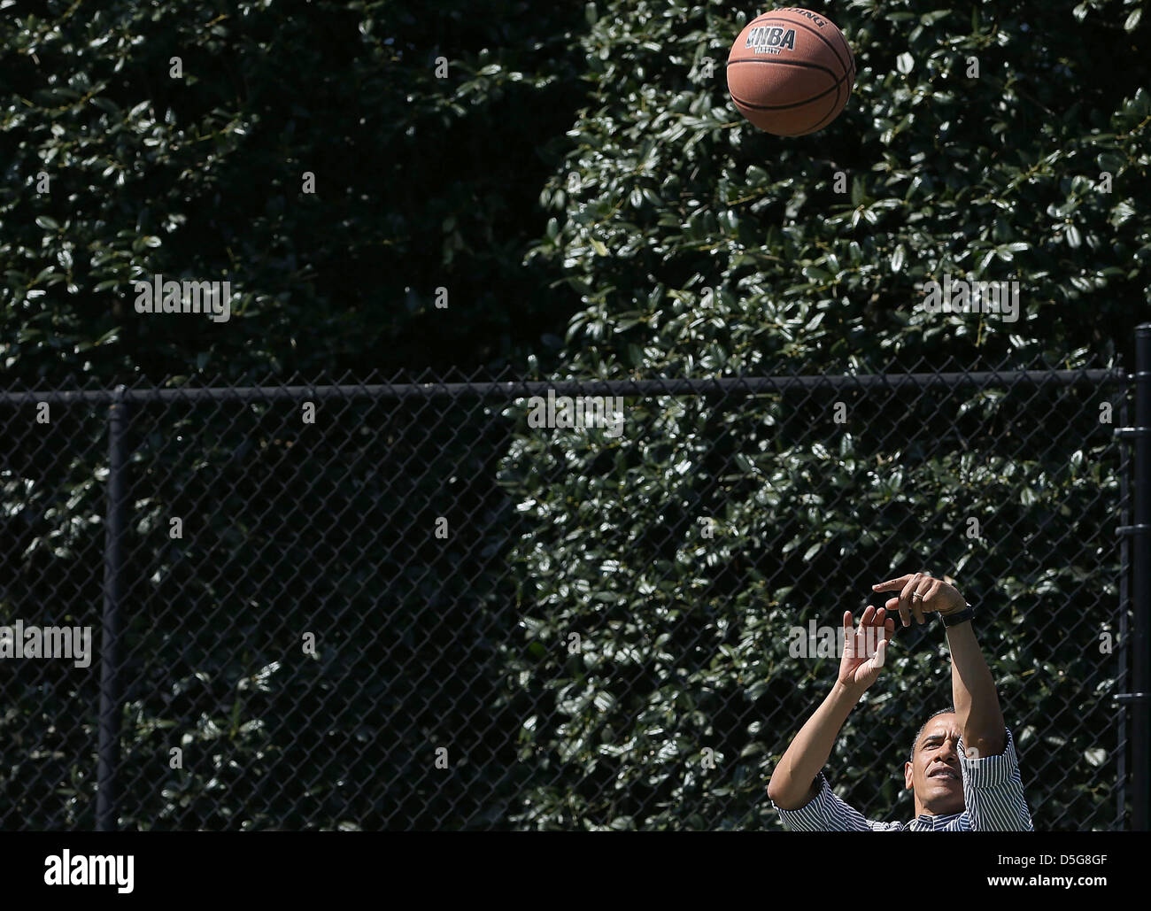 White house washington basketball court hi-res stock photography and ...