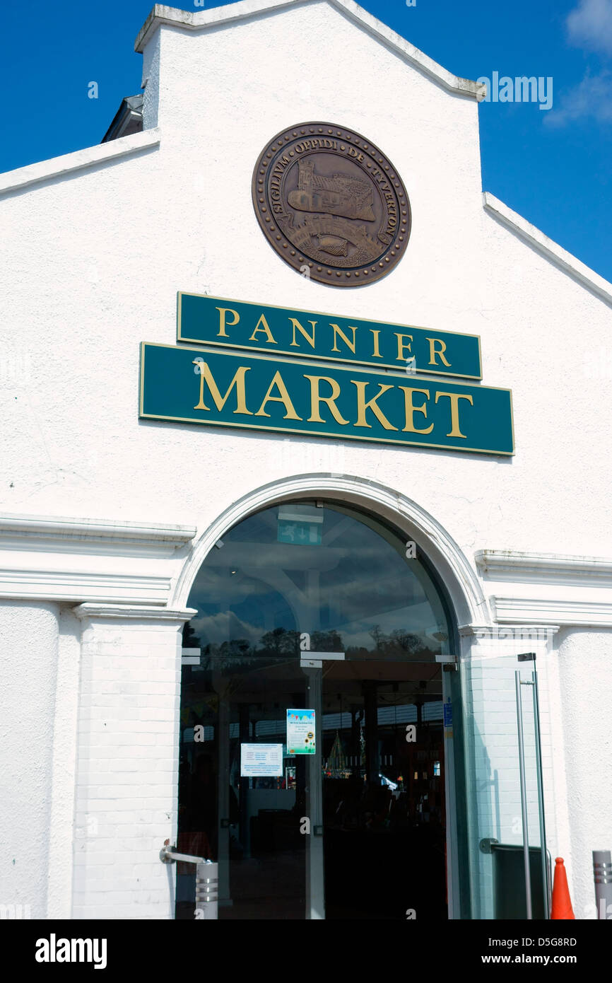 Tiverton, Devon, Pannier Market Stock Photo - Alamy