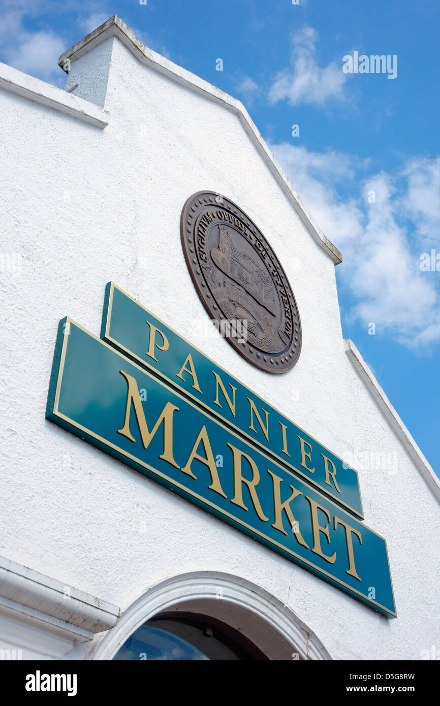 Tiverton, Devon, Pannier Market Stock Photo - Alamy