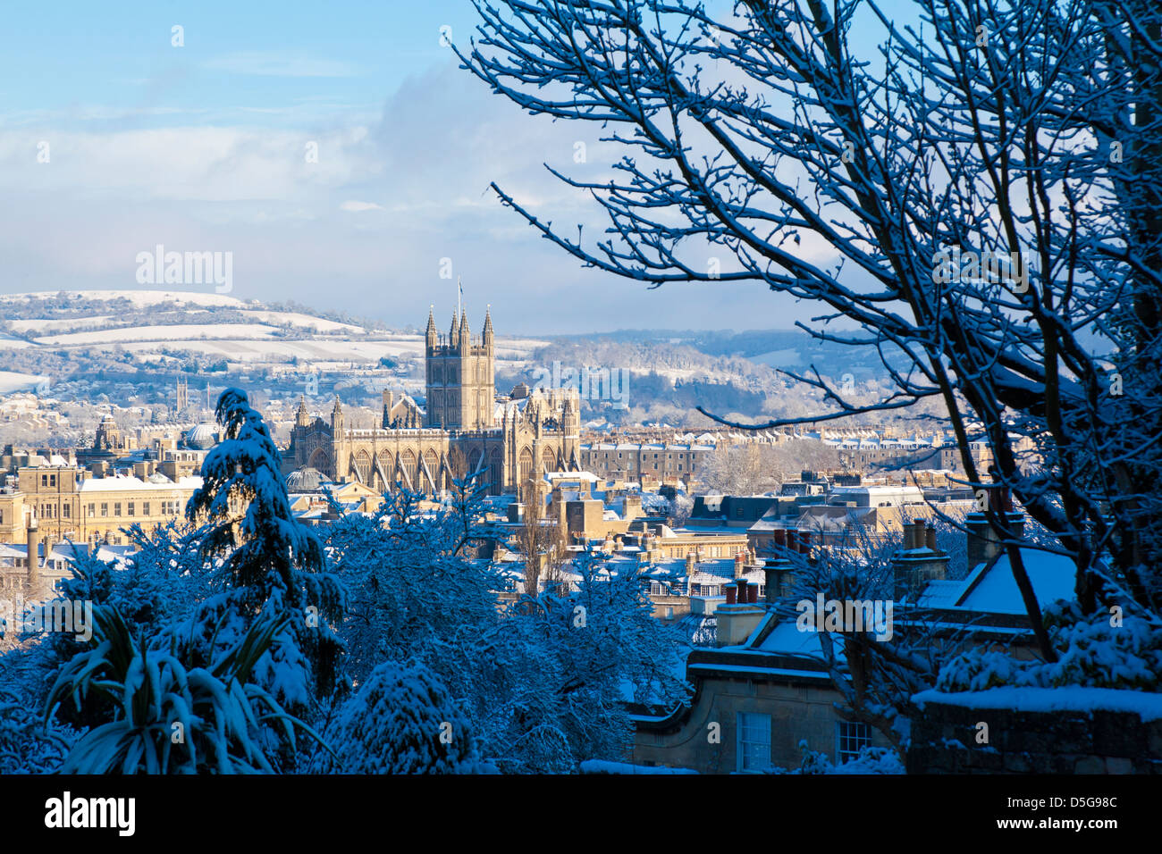 Winter scenic showing Bath Abbey surrounded by Georgian architecture ...