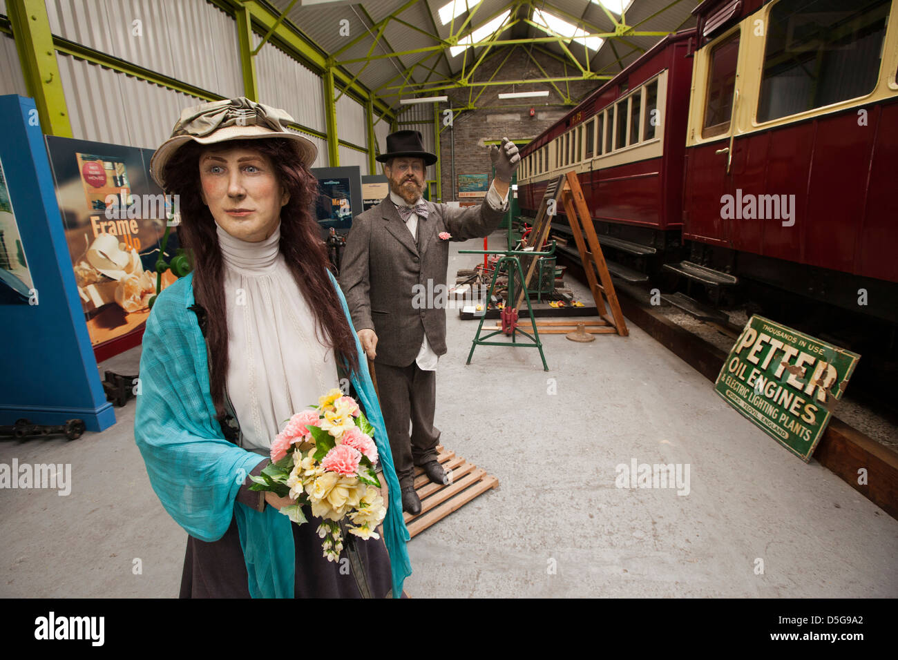 Edwardian holiday train hi-res stock photography and images - Alamy