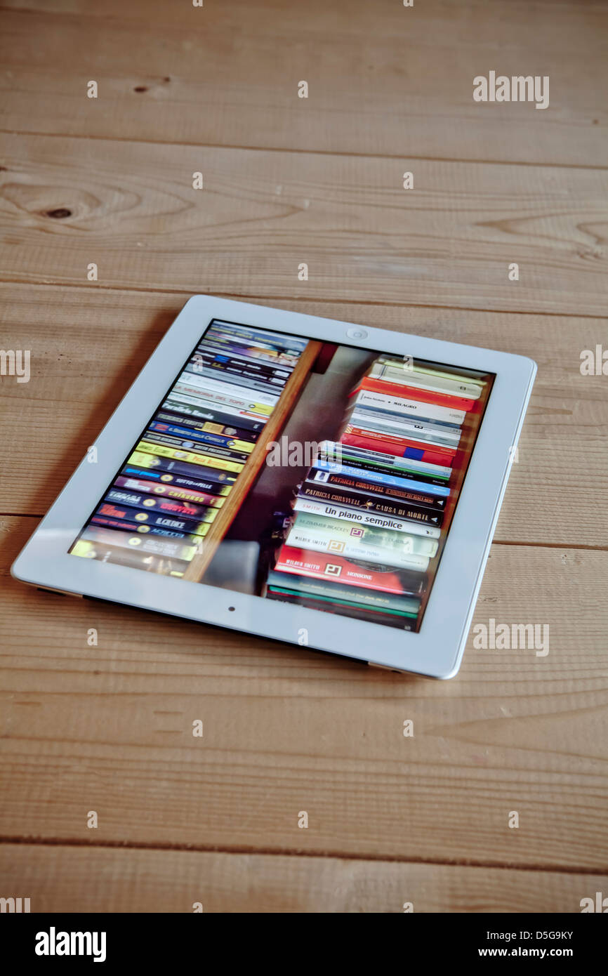 Digital books hi-res stock photography and images - Alamy