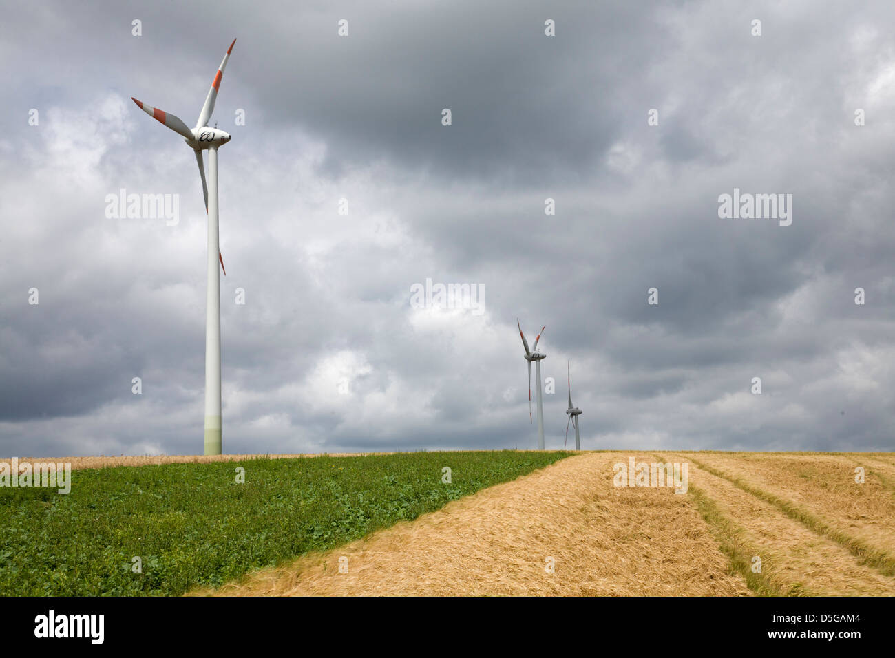 View across a wind farm near the village of Wellingen, Saarland ...