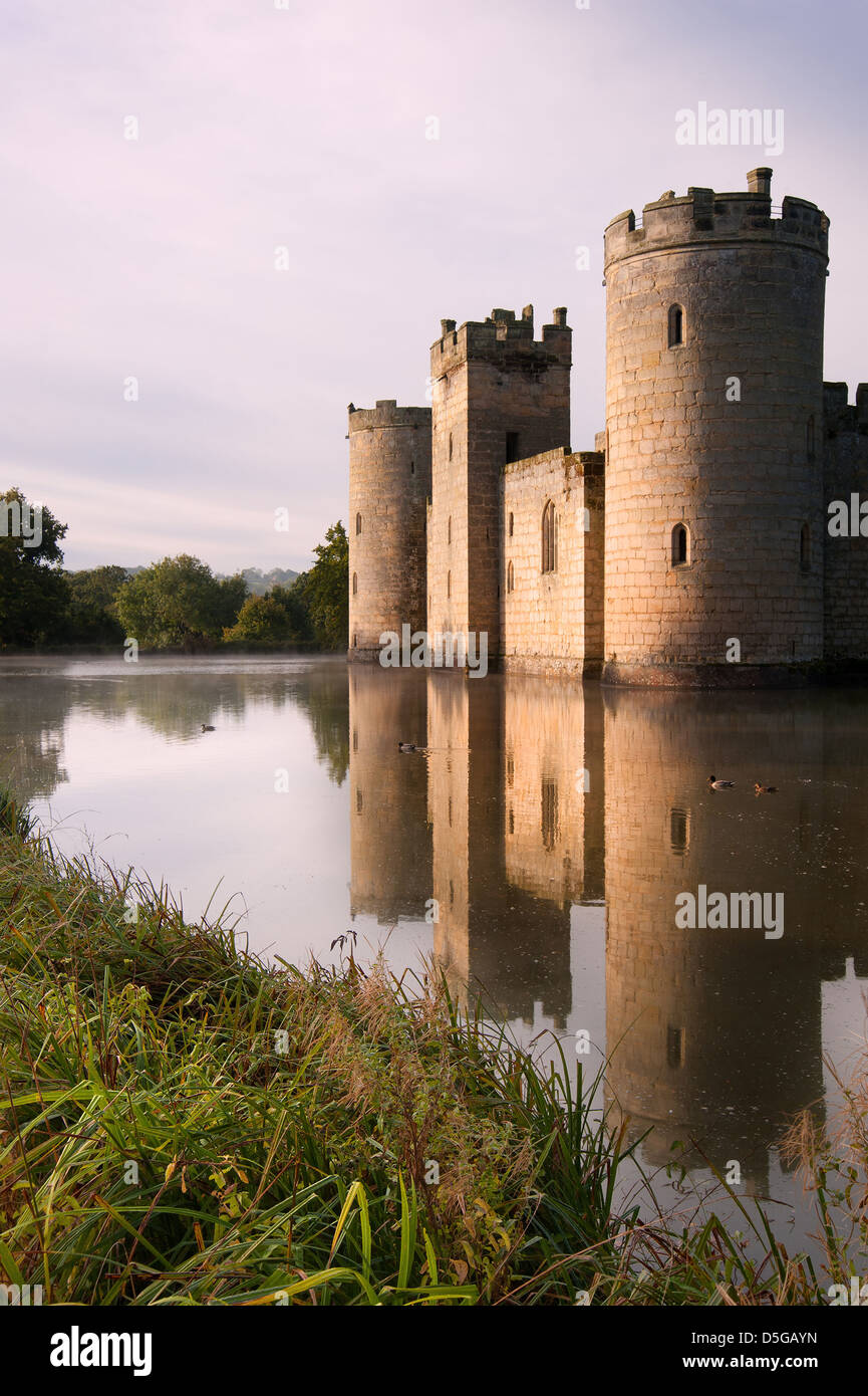 Beautiful medieval castle hi-res stock photography and images - Alamy