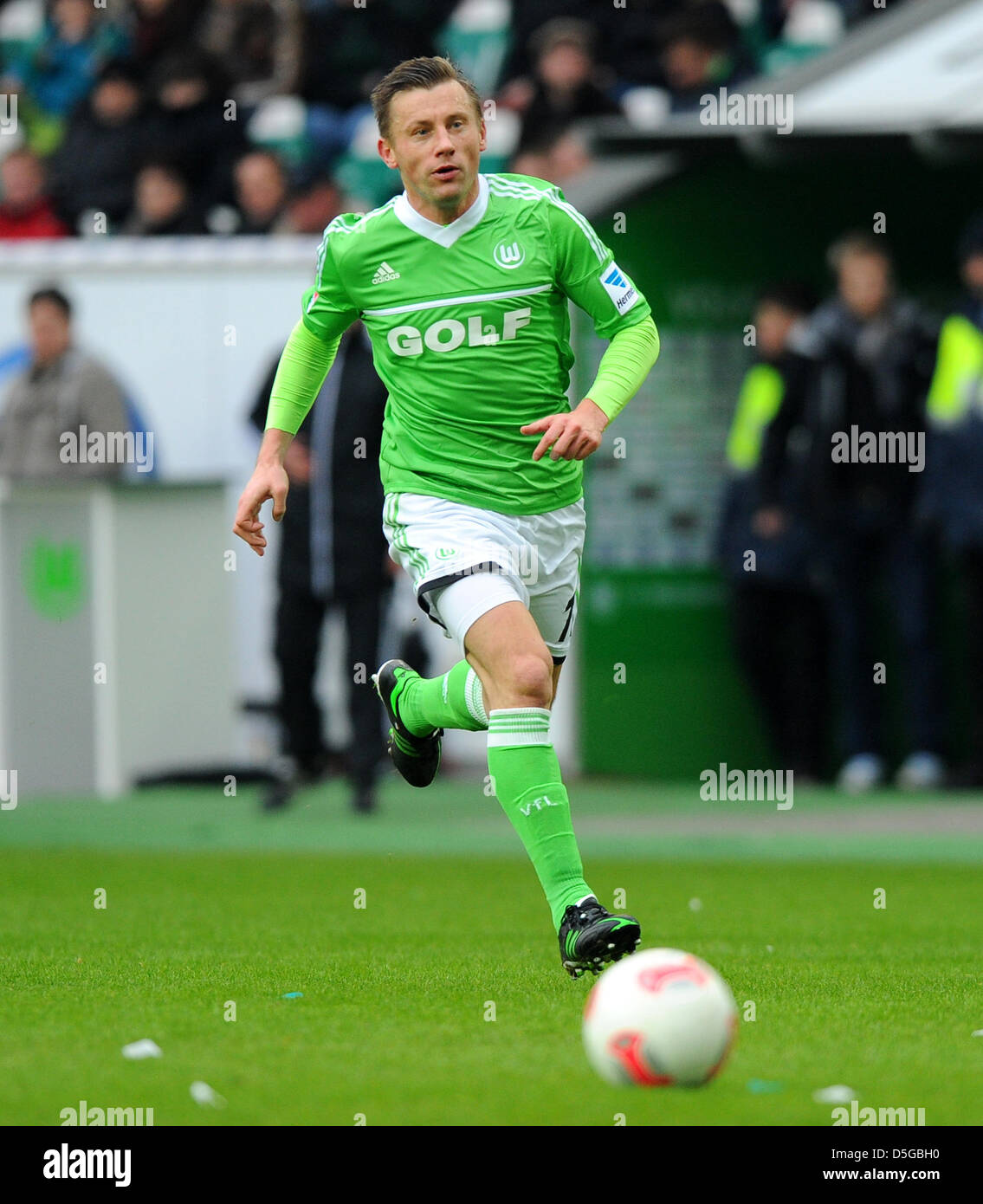 Wolfsburg's Ivica Olic in action during the Bundesliga match VfL ...