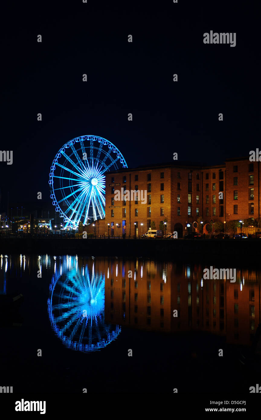 The Echo Wheel of Liverpool and the Albert Dock, Liverpool, England, UK ...