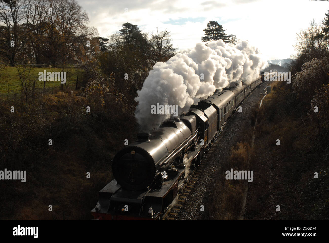 Steam train in countryside hi-res stock photography and images - Alamy