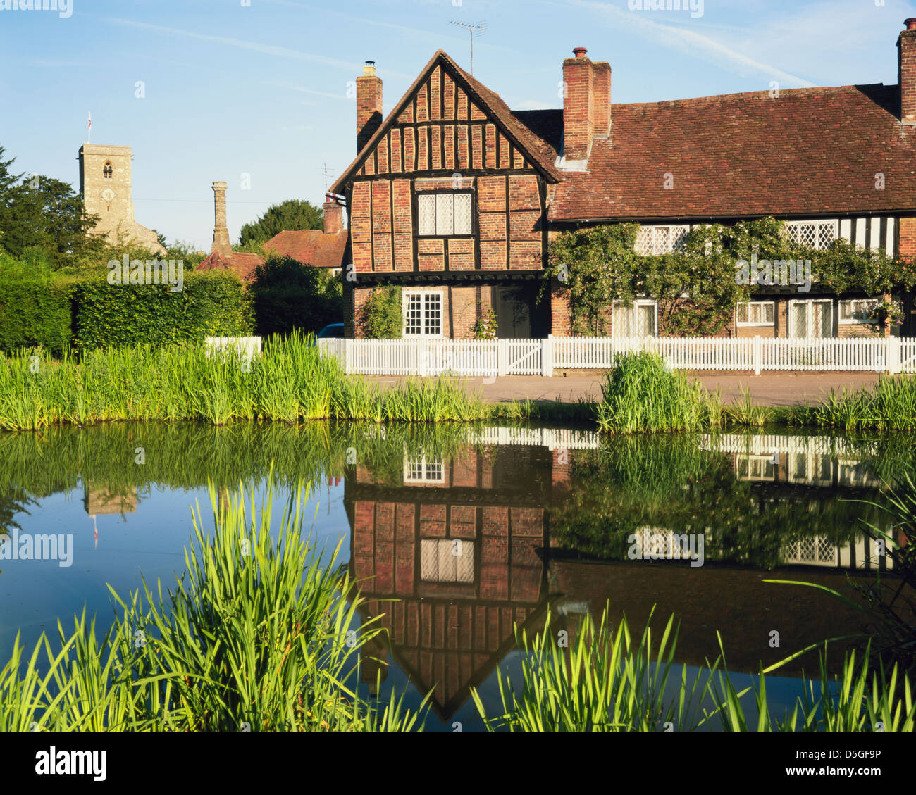 Aldbury hertfordshire hi-res stock photography and images - Alamy