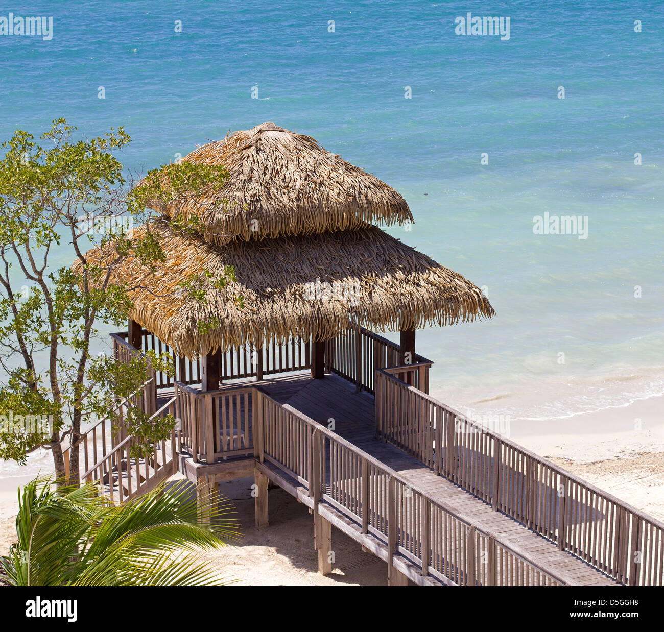 beach luxury wood deck Stock Photo - Alamy